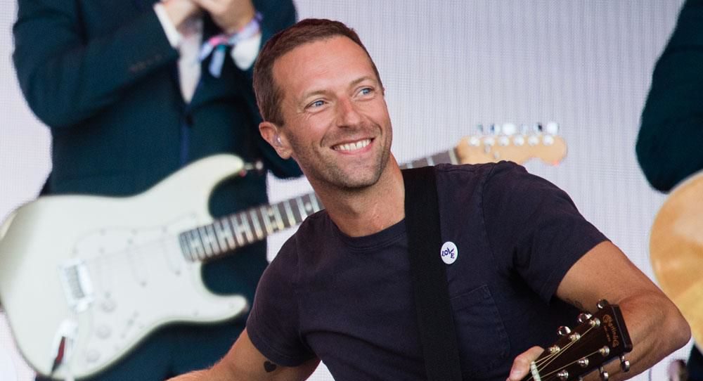 320 Festival: Chris Martin fará performance em mais um festival online